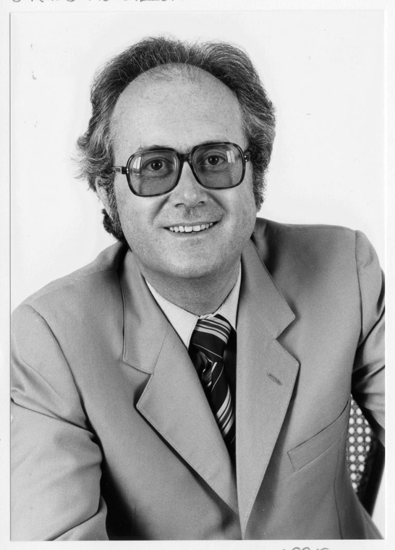 V-P-HIST-02885.JPG - Cross-Files | ICRC Archives, audiovisual and ...