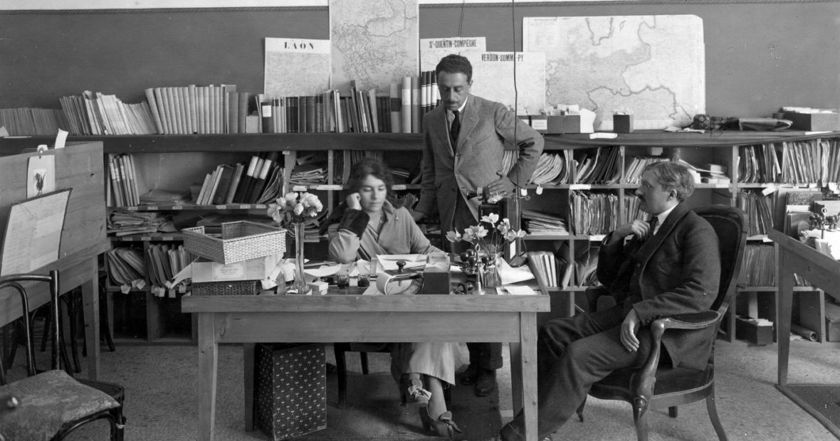 Marguerite Cramer, pionnière au Comité et Jeanne Egger, première ...