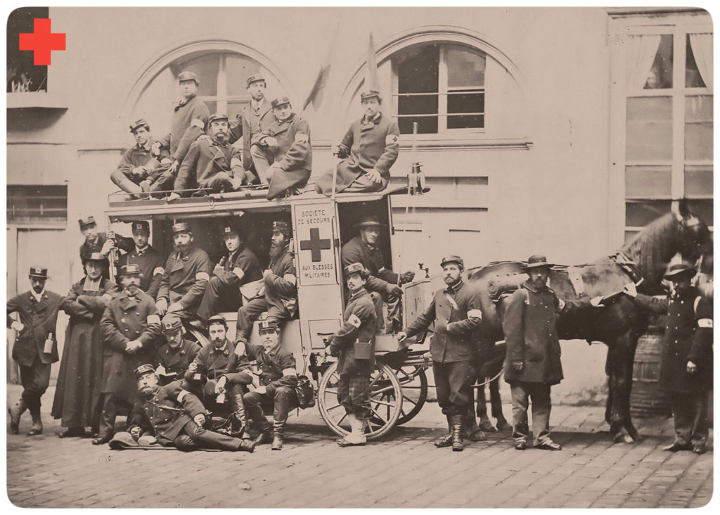 Les quatre premières photos de la "Croix-Rouge" en opérations | L ...