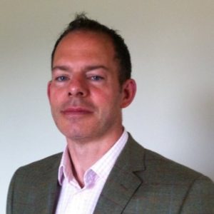 Tim Wood - Direito e Políticas Humanitárias