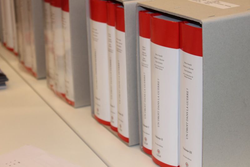 IHL books - The ICRC in New Delhi | The ICRC in New Delhi
