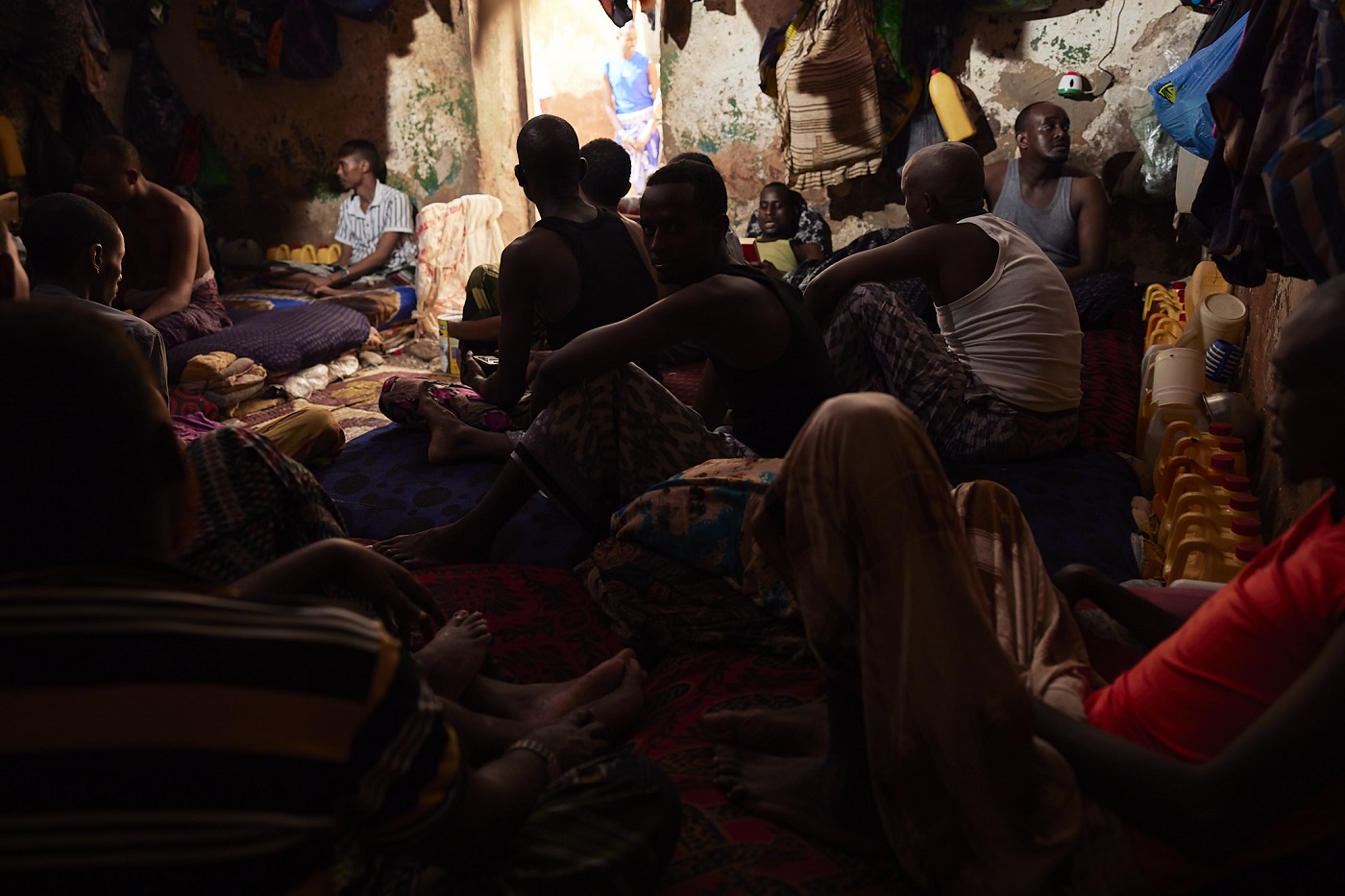Goat meat and dates! Detainees in Somalia receive food for Ramadan ...